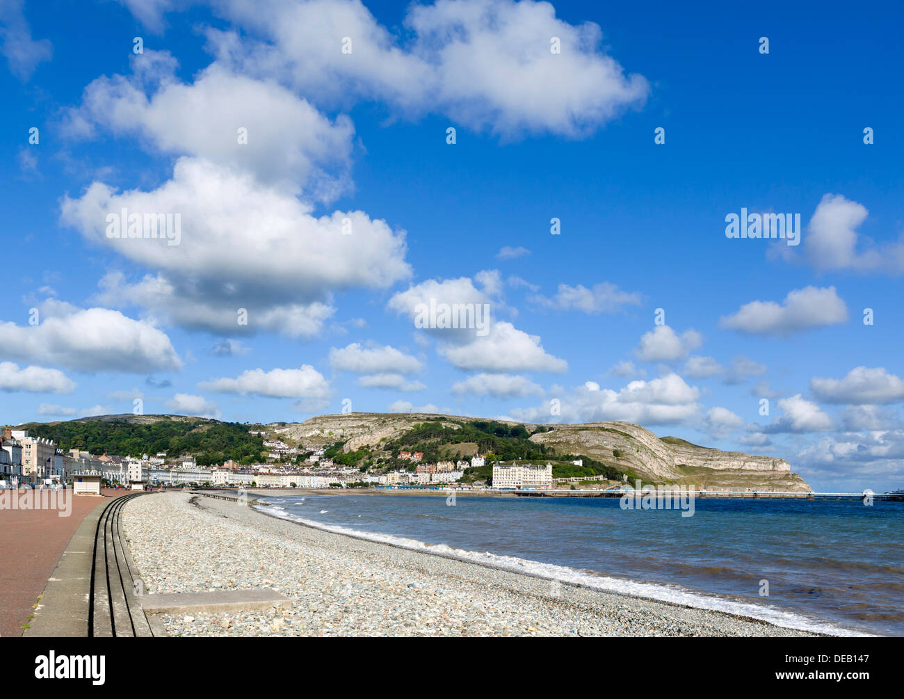 Llandudno promenade north wales hi-res stock photography and images - Alamy