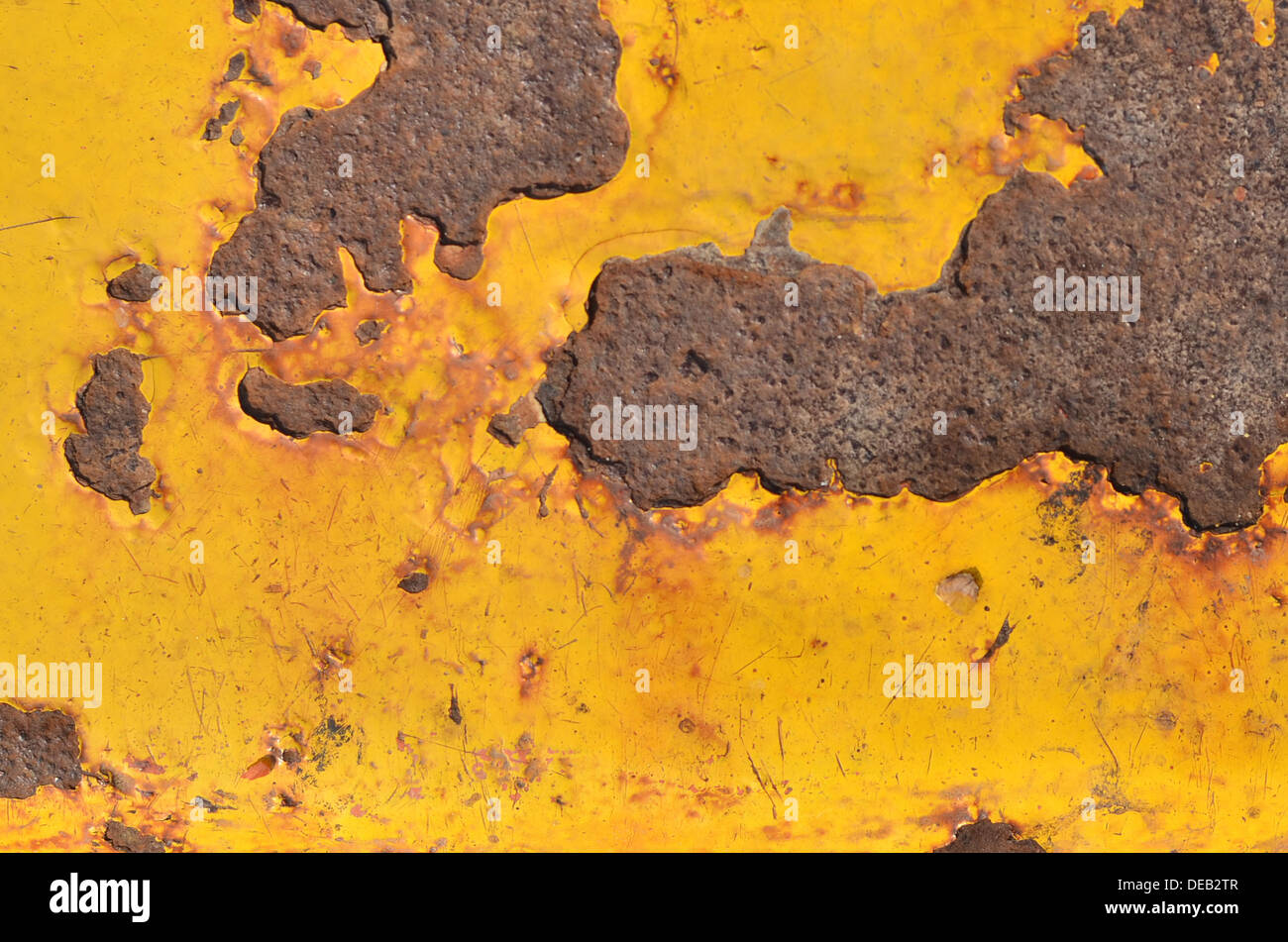 Rusted yellow metal background Stock Photo - Alamy