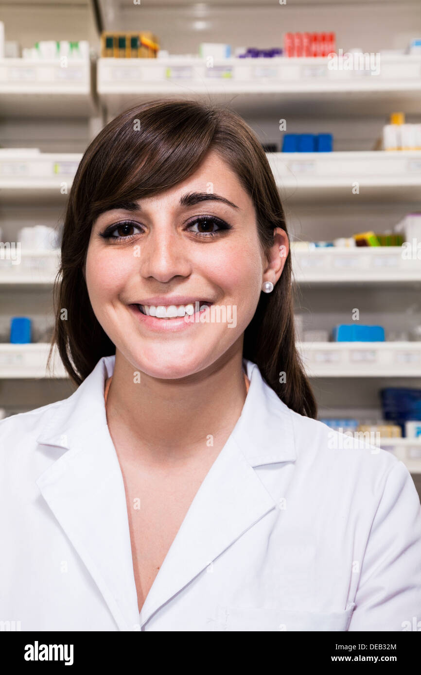Young pharmacist hi-res stock photography and images - Alamy