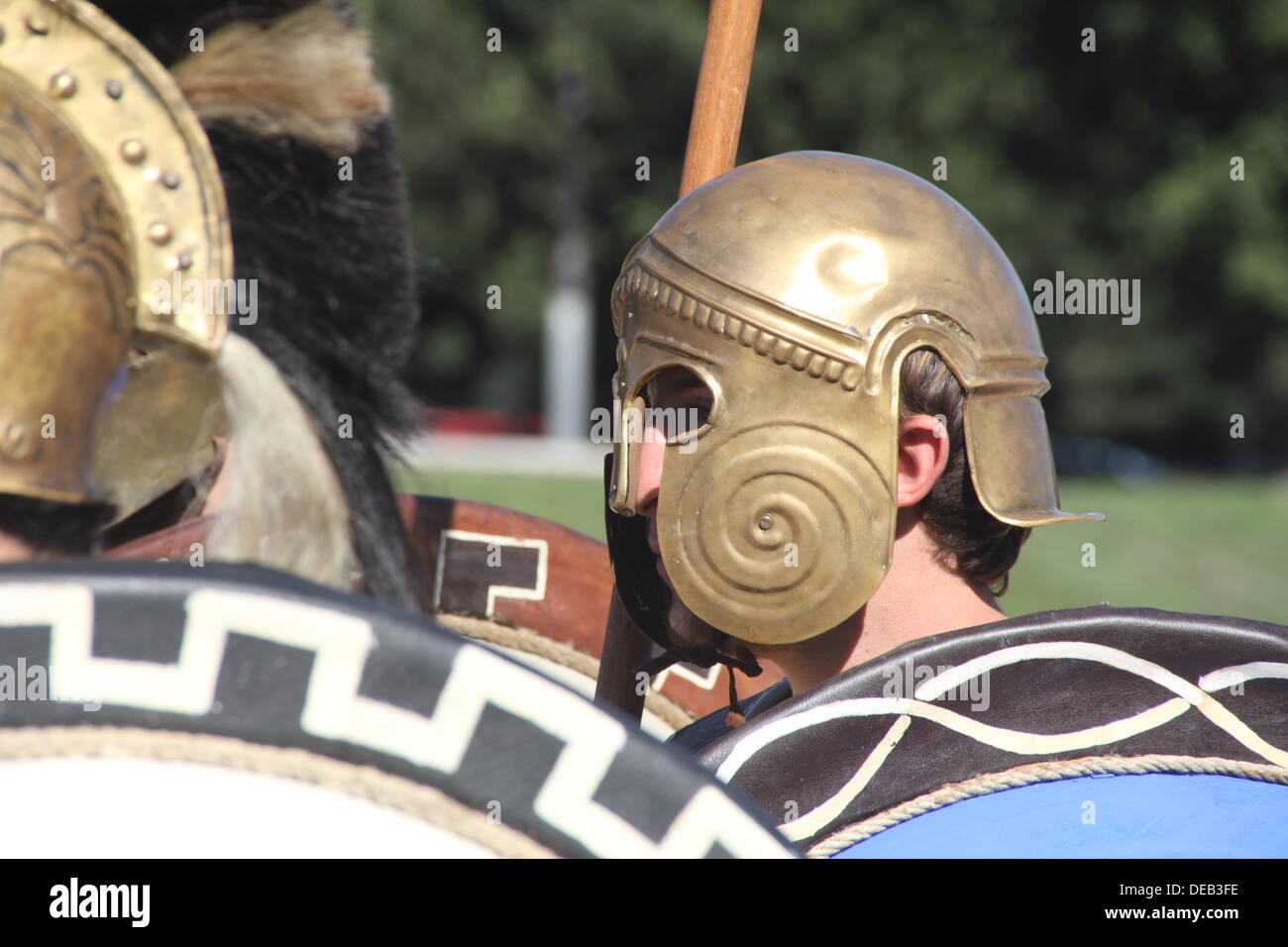 Roman soldiers in formation shields hi-res stock photography and images ...