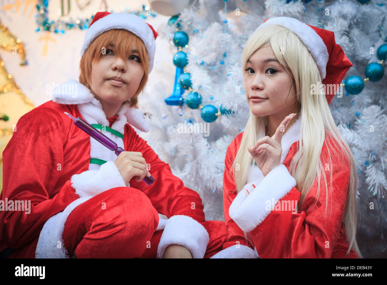 Thailand bangkok christmas decorations hi-res stock photography and ...