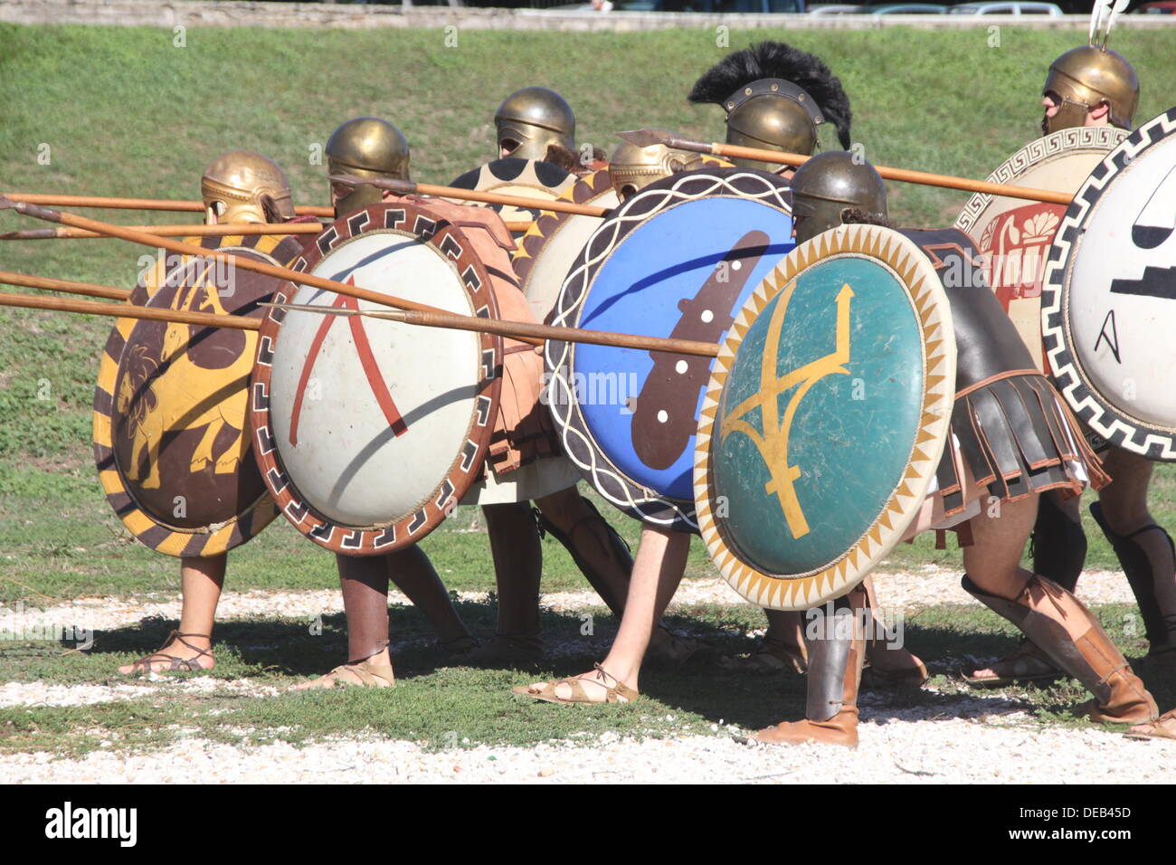 Roman soldiers in formation shields hi-res stock photography and images ...