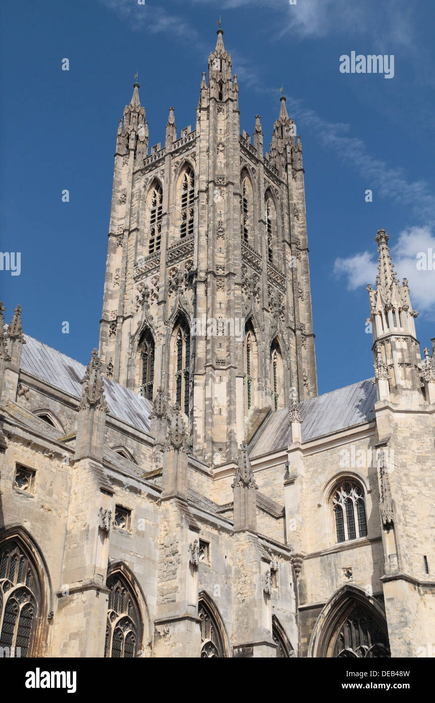 Looking up spire town hi-res stock photography and images - Alamy