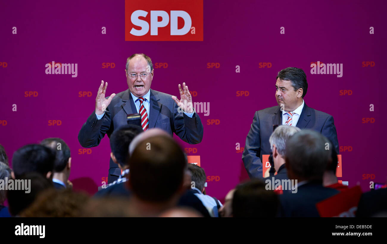 Berlin, Germany. September 15th, 2013. Menbers of the SPD followed the ...
