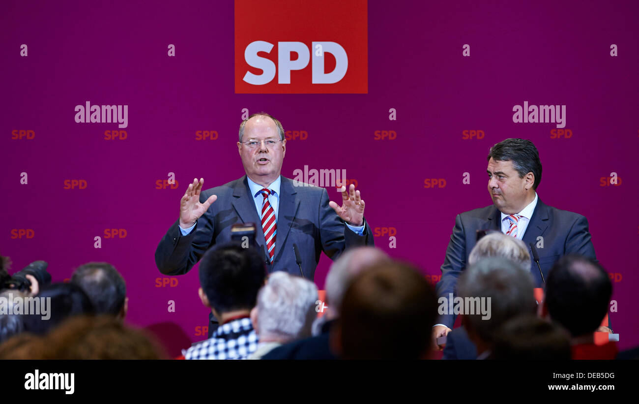 Berlin, Germany. September 15th, 2013. Menbers of the SPD followed the ...