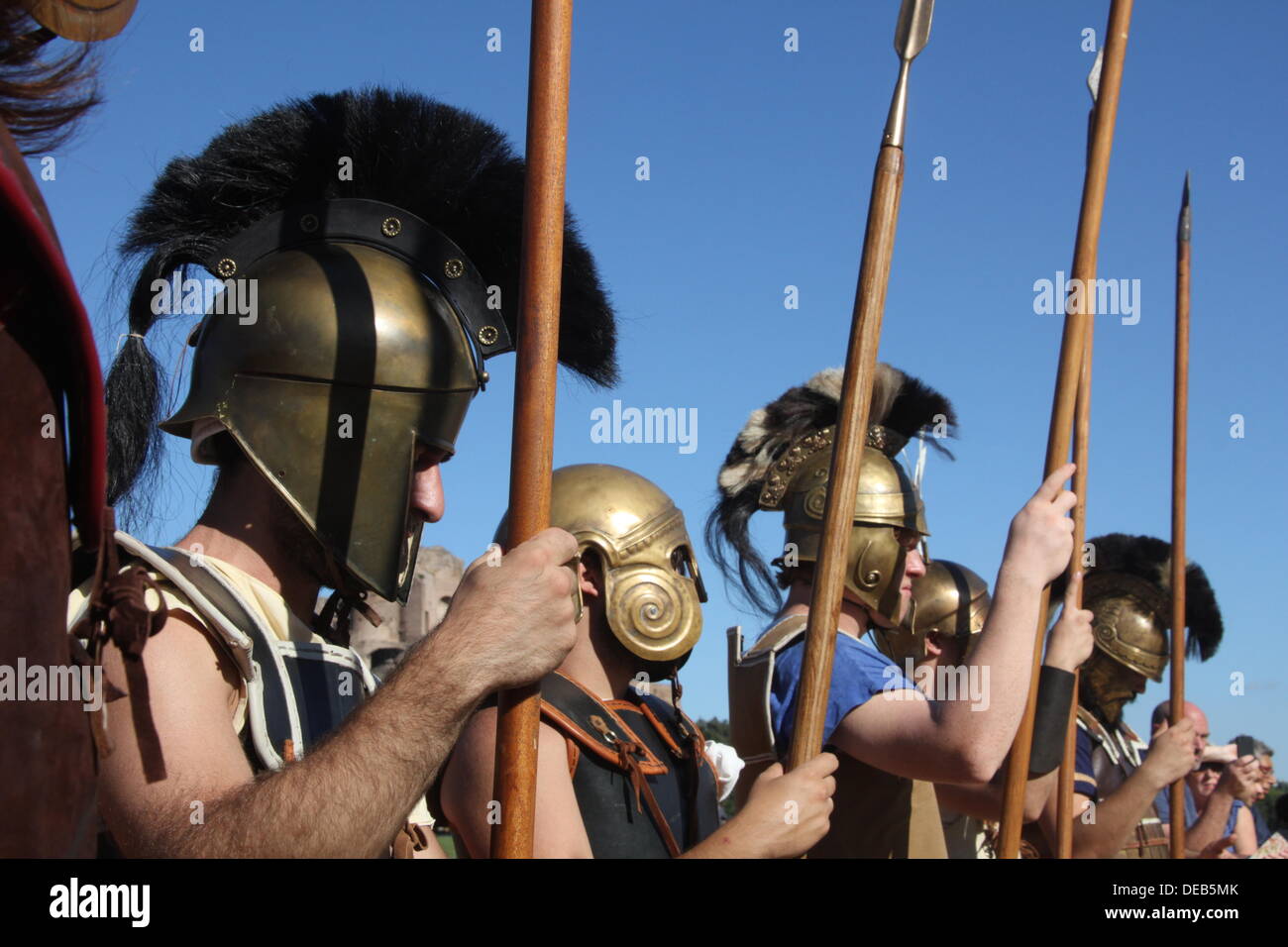 Roman soldiers in formation shields hi-res stock photography and images ...