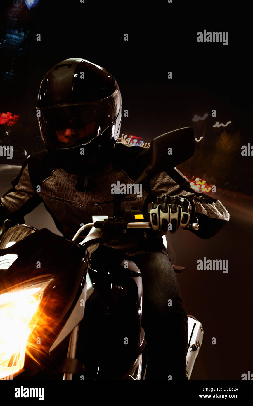 Man riding motorcycle hi-res stock photography and images - Alamy