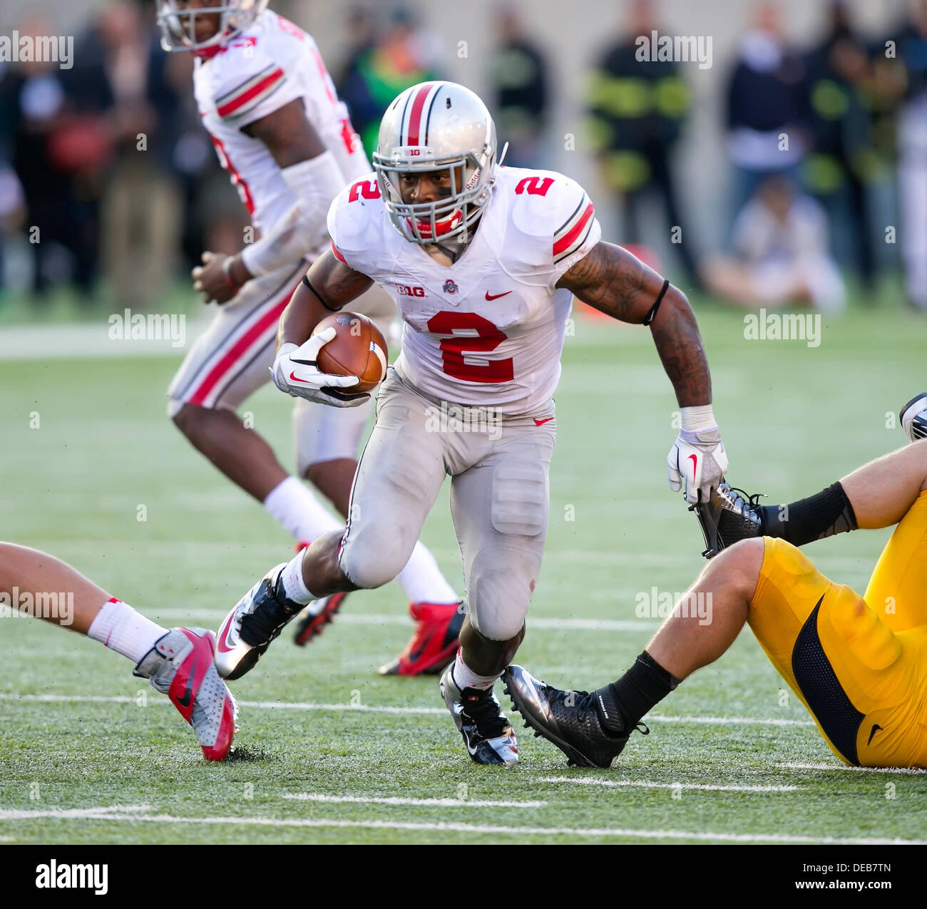 Berkeley, CA, USA. 14th Sept, 2013. Ohio State Buckeyes running back ...
