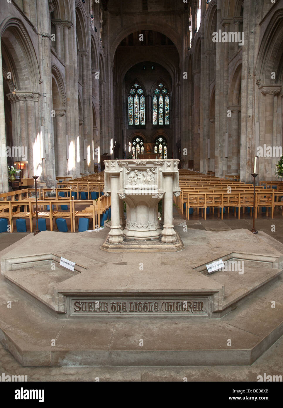 Abbey font hi-res stock photography and images - Alamy