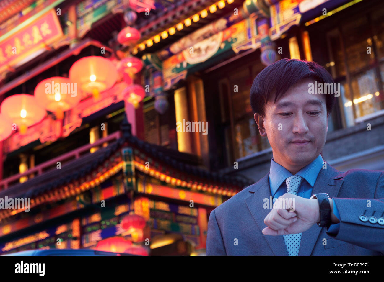 Businessmen late hi-res stock photography and images - Alamy