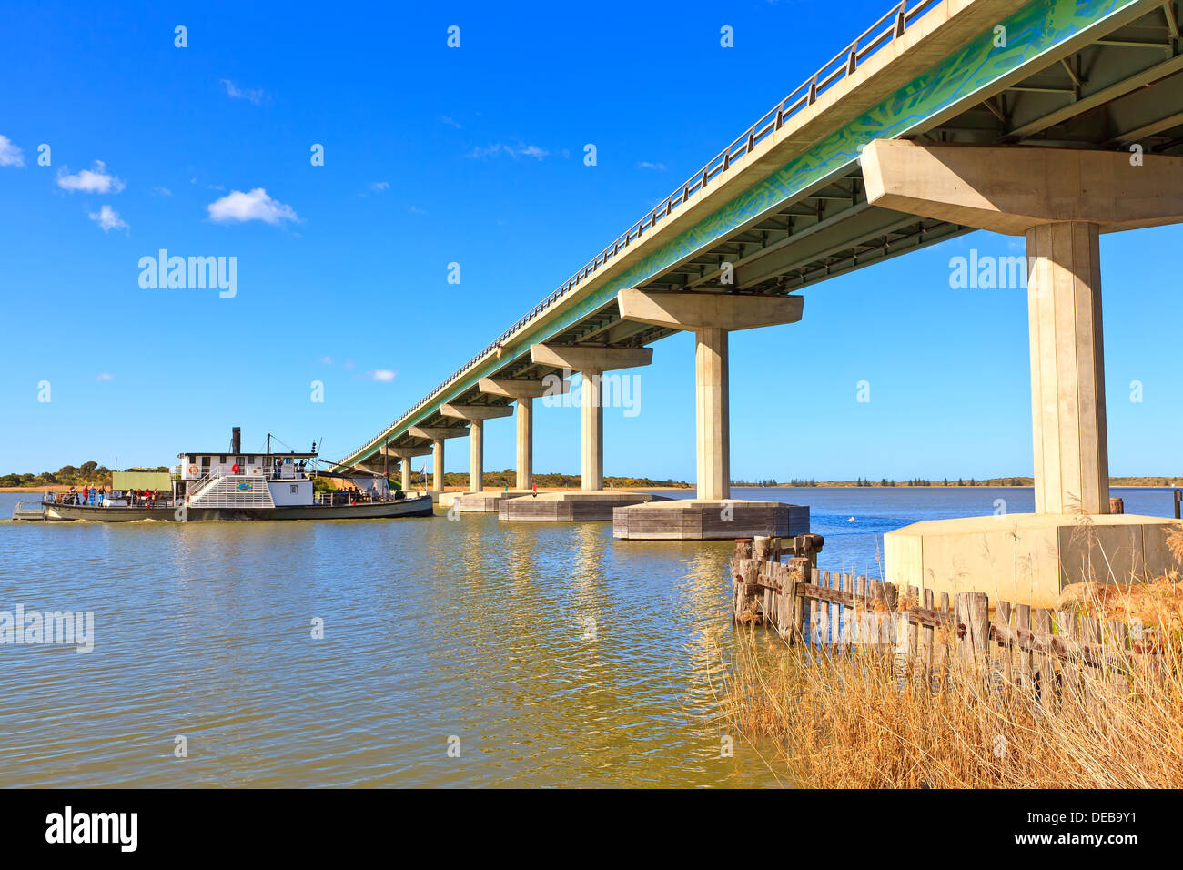 Hindmarsh Island bridge at Goolwa on the Murray River in South ...