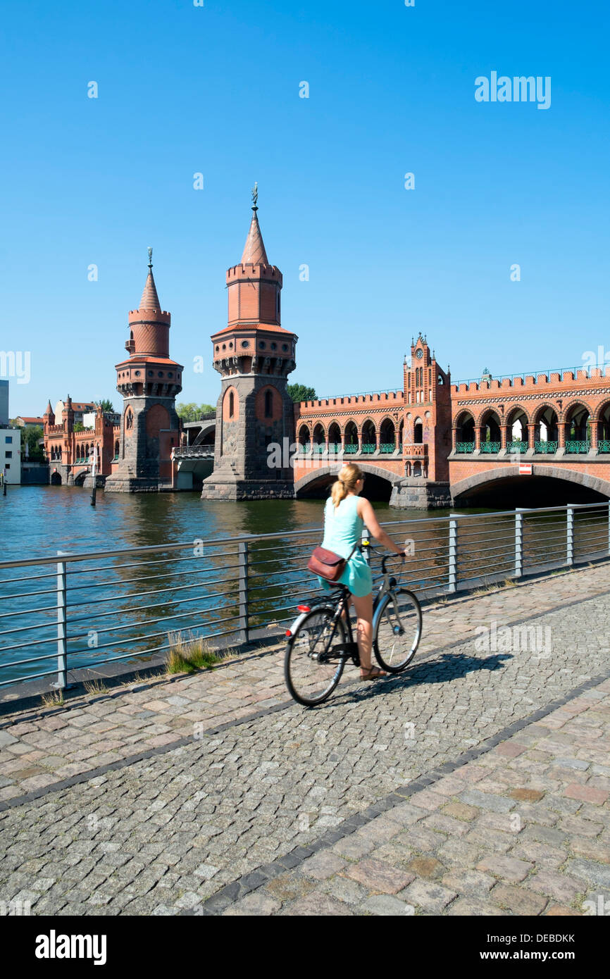 Bridge oberbaumbrucke hi-res stock photography and images - Alamy