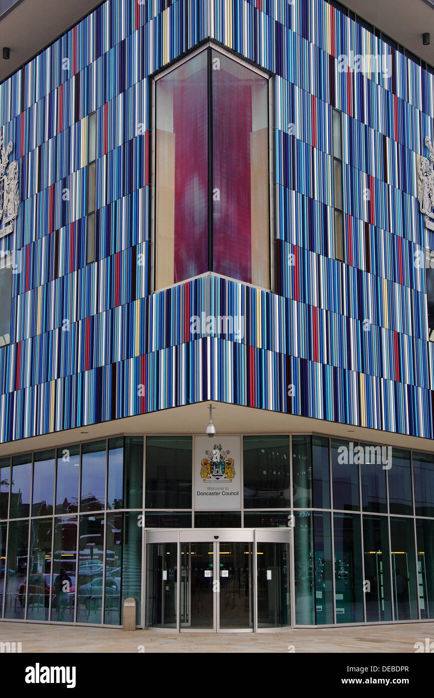 Sir nigel gresley square civic office hi-res stock photography and ...