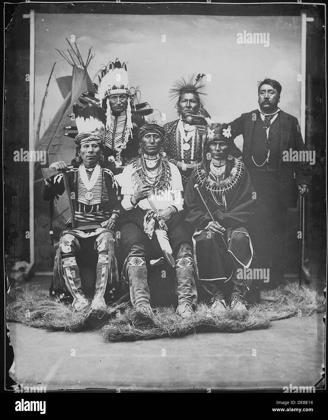 Leaders dialogue Black and White Stock Photos & Images - Alamy