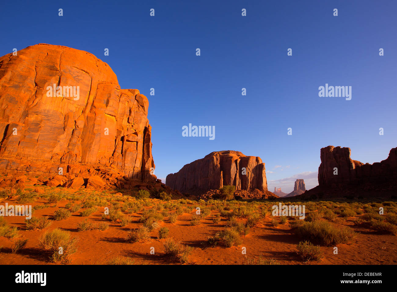 Monument Valley North Window view sunrise light Utah Stock Photo - Alamy