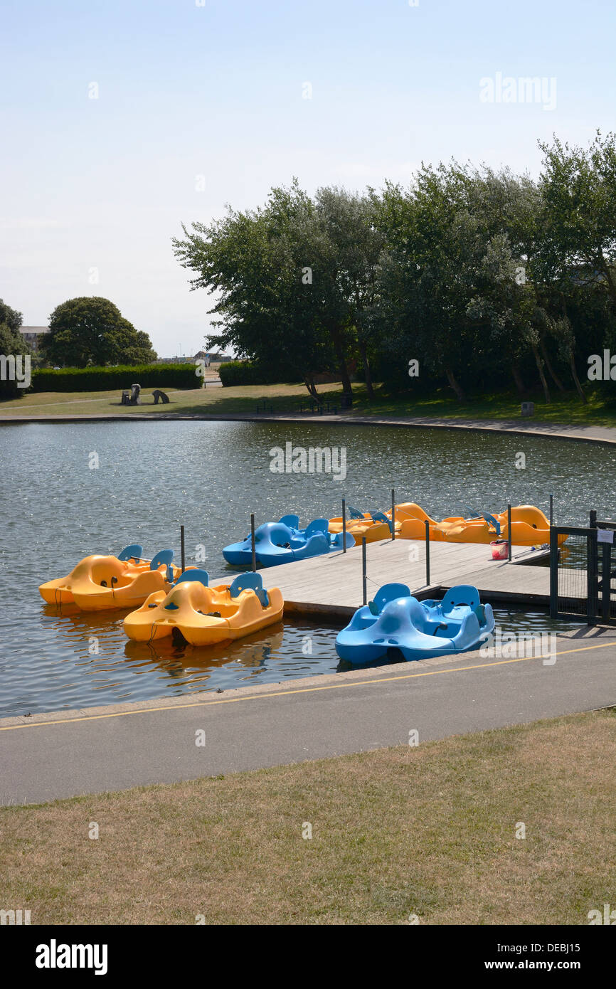 Boating pond at Littlehampton. West Sussex. England Stock Photo - Alamy