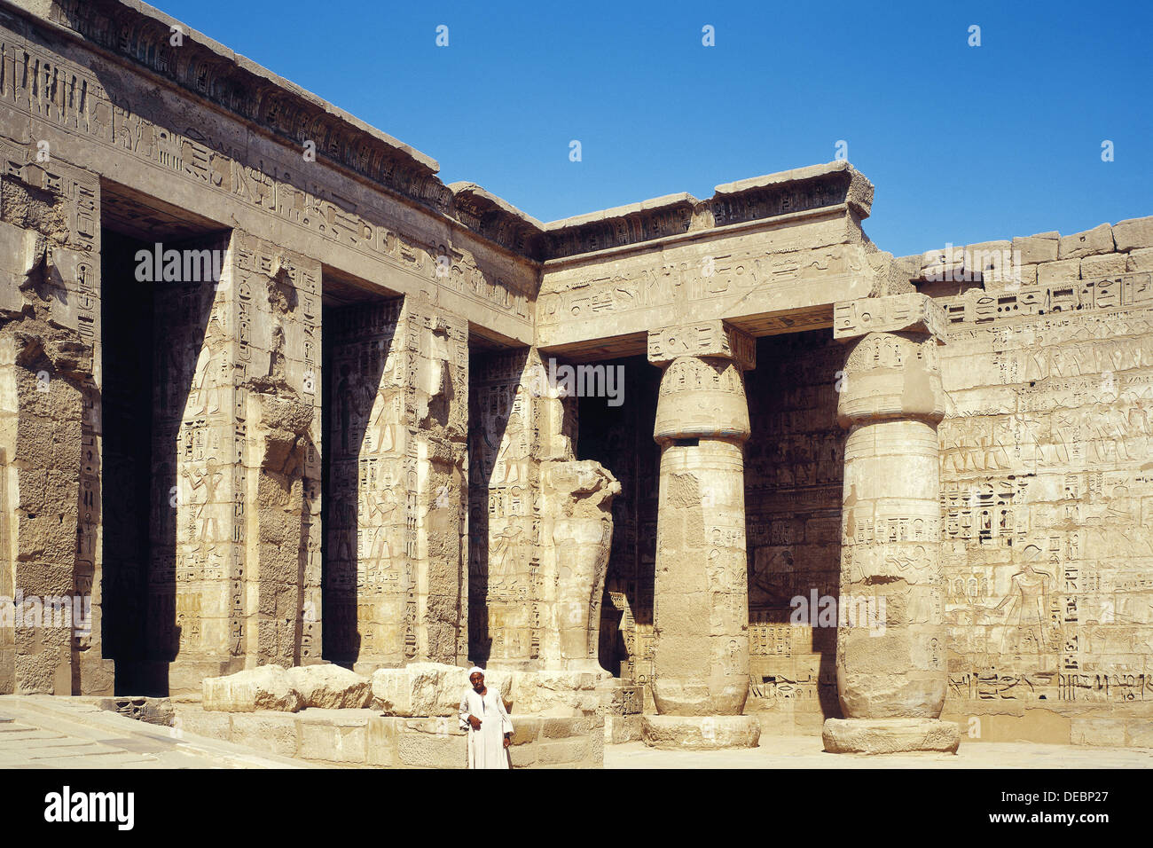 Egypt, Medinet Habu, Ramses Temple Stock Photo - Alamy