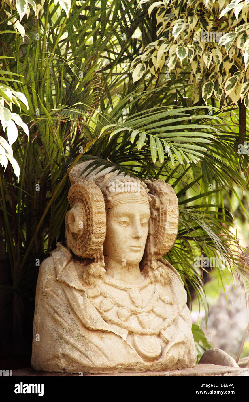Dama de Elche (´Lady of Elche´), painted limestone bust example of 5th ...