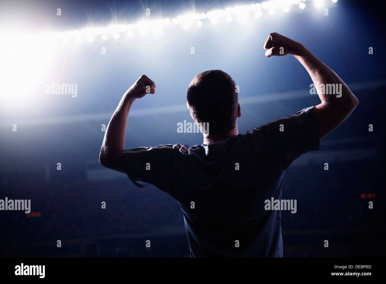 Cheering stadium hi-res stock photography and images - Alamy