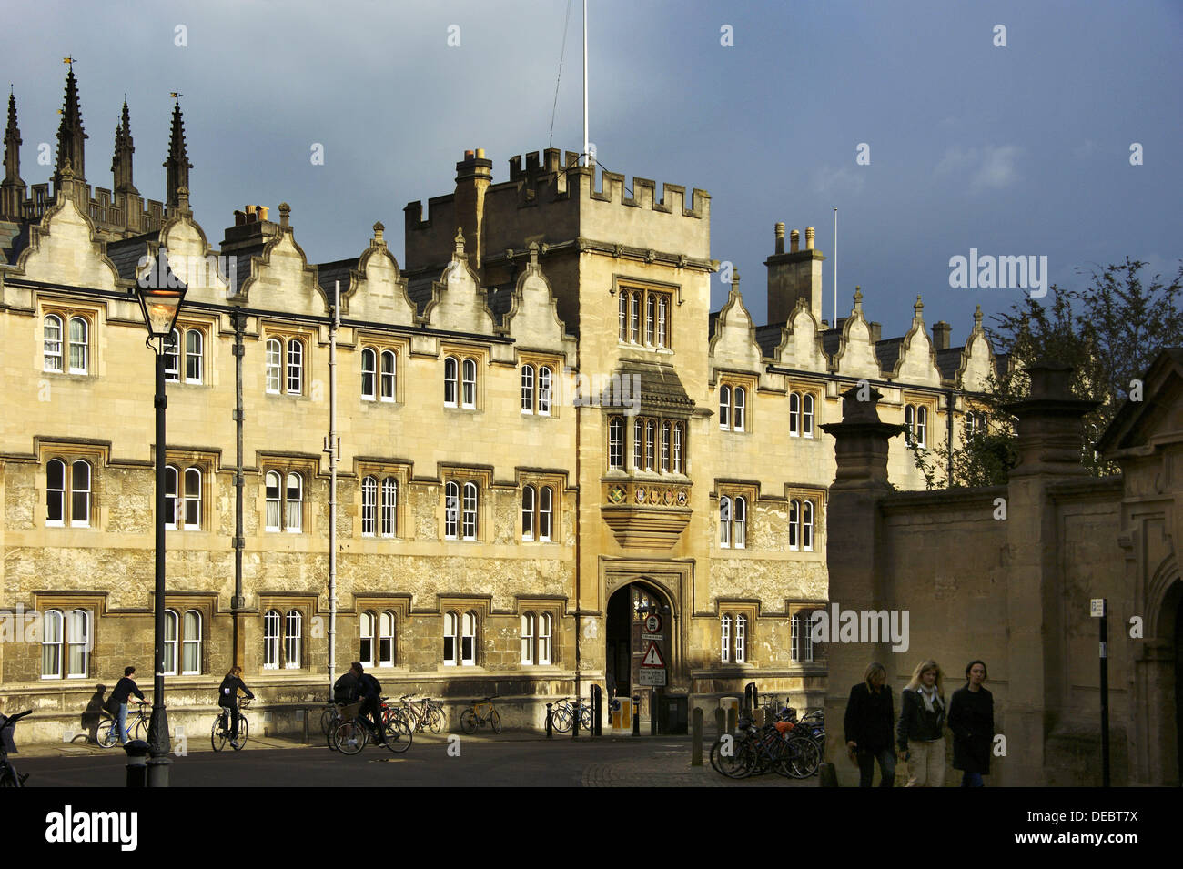 Oriel image hi-res stock photography and images - Alamy