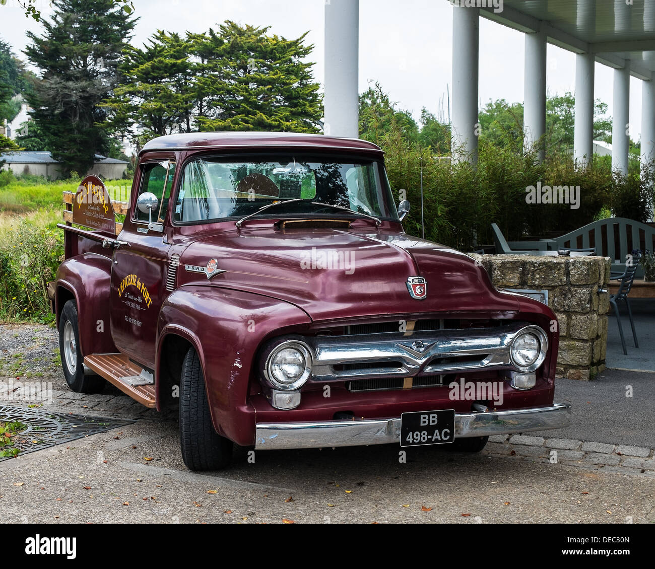 Ford f100 hi-res stock photography and images - Alamy