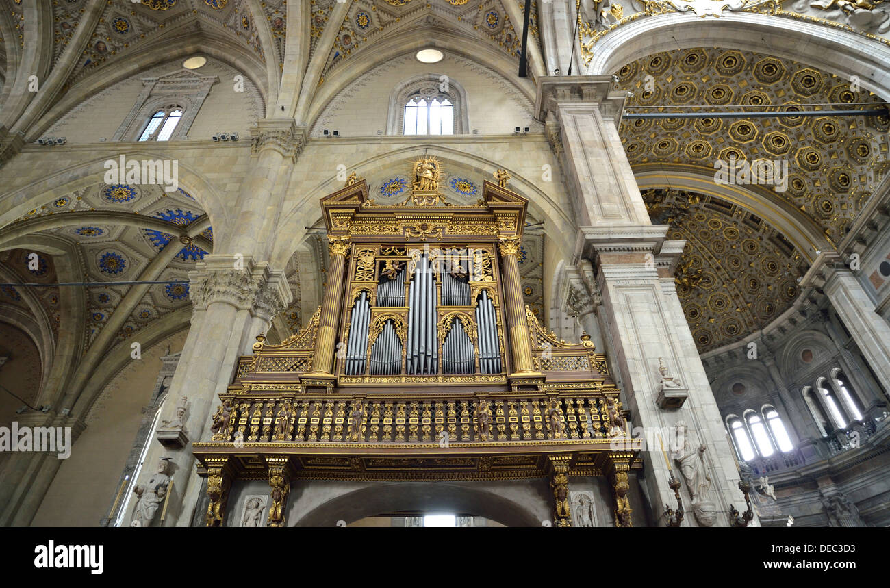 Interior, organ of Como Cathedral, Cathedral of Santa Maria Maggiore ...