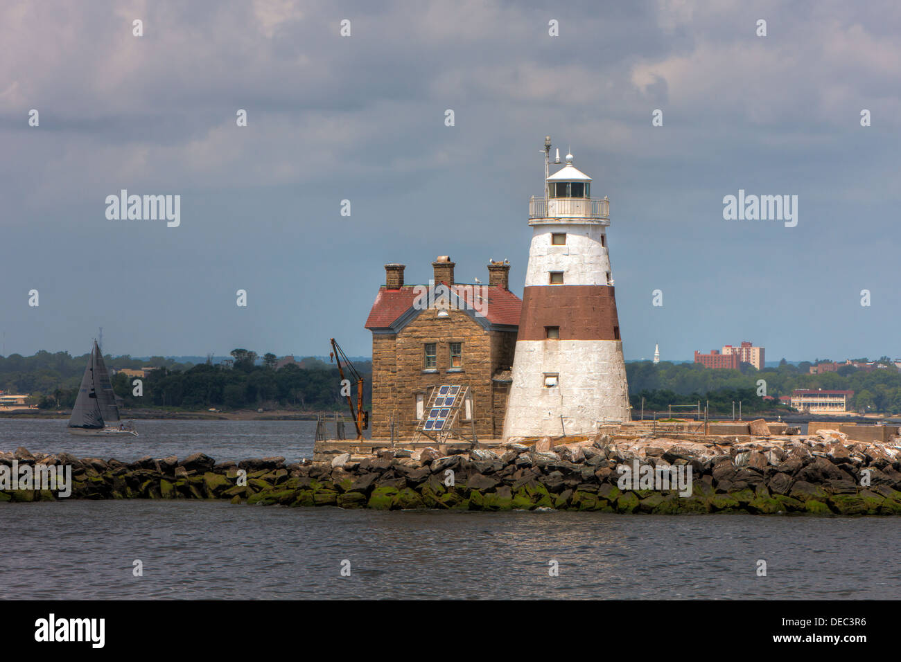 Execution Rocks Lighthouse located in the Long Island Sound Stock Photo ...