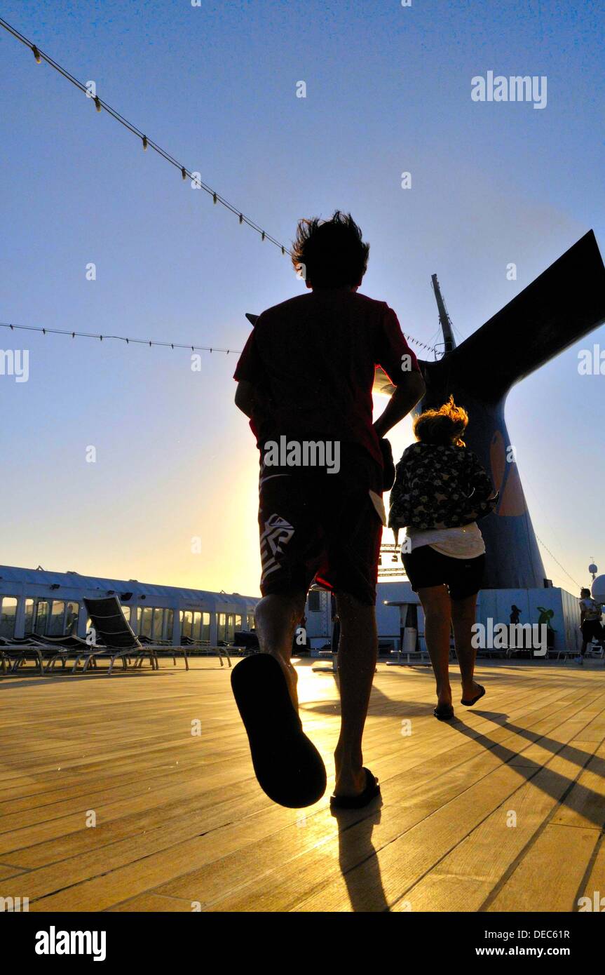 People on deck of cruise ship Stock Photo - Alamy