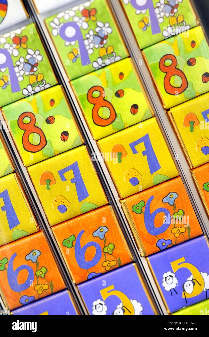 Number toy blocks hi-res stock photography and images - Alamy