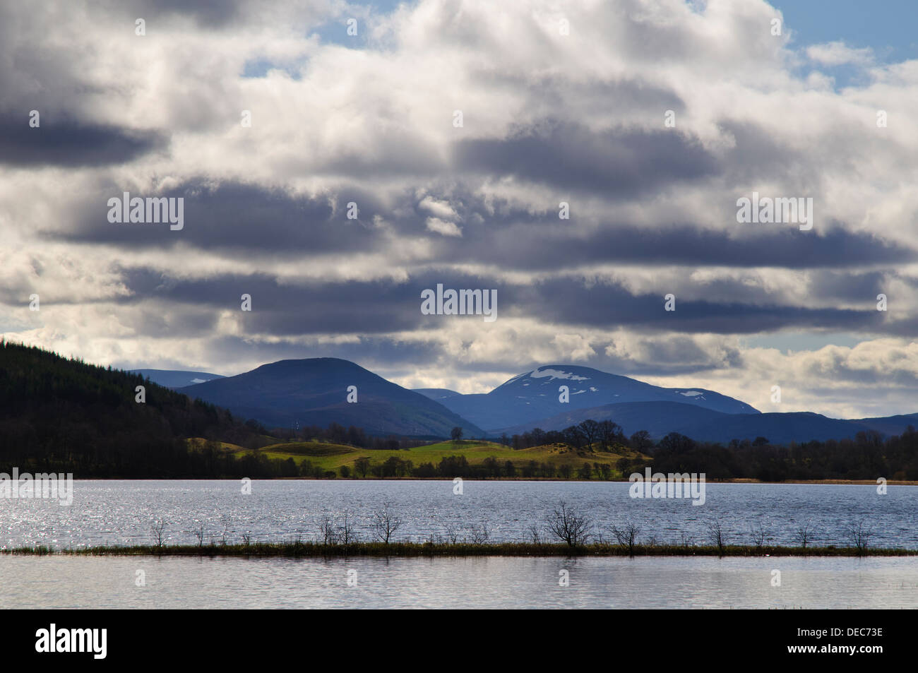 Loch insh hi-res stock photography and images - Alamy