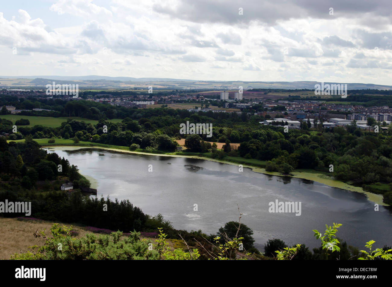 Duddingston loch hi-res stock photography and images - Alamy
