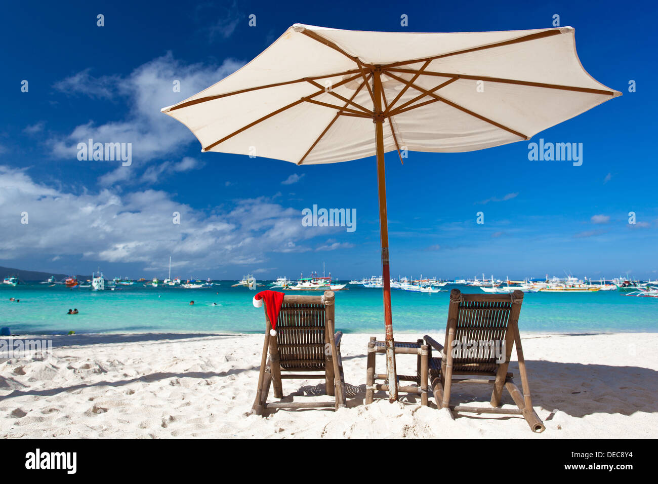 Umbrella santa hi-res stock photography and images - Alamy