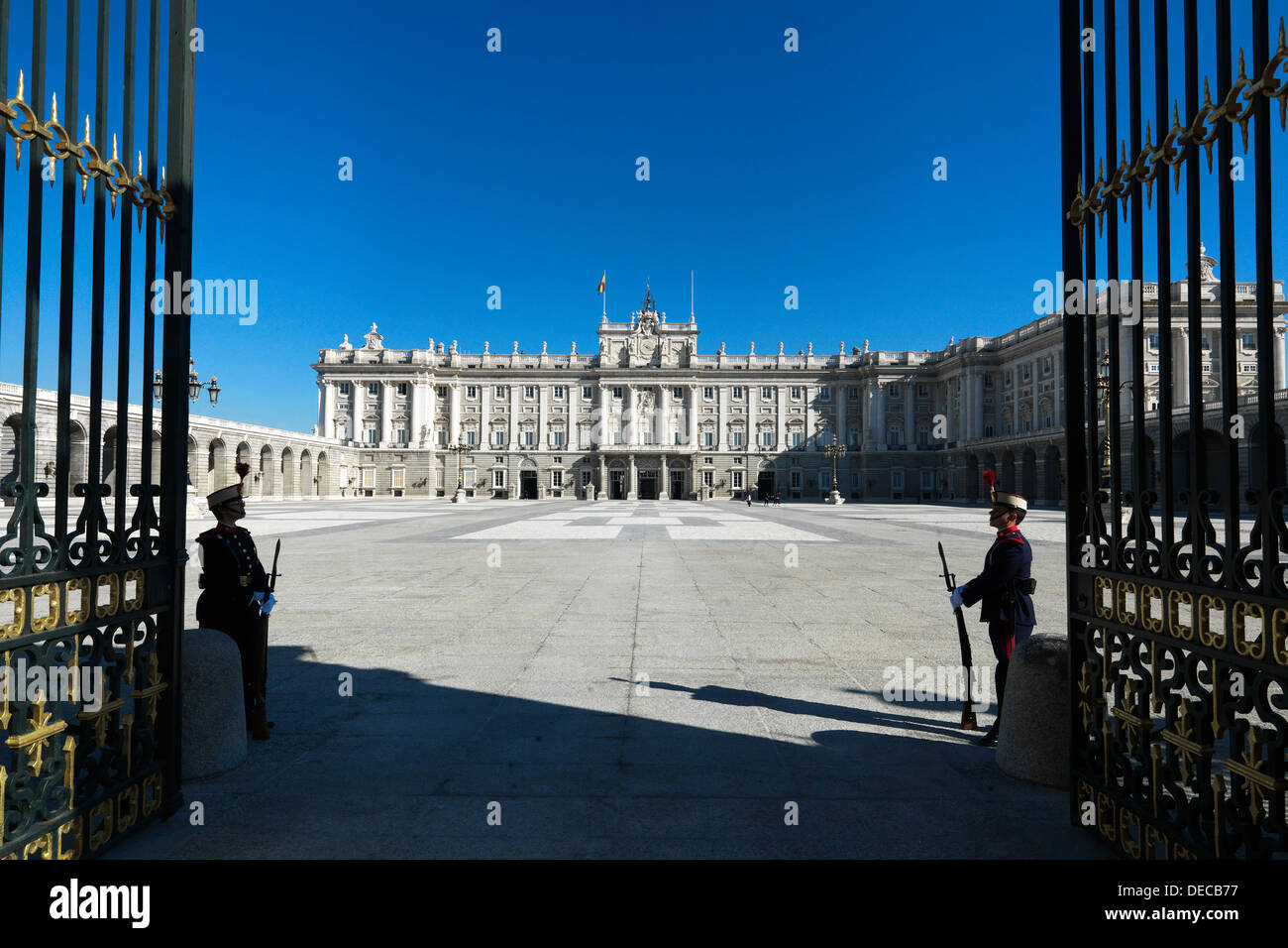 Spanish royal guards hi-res stock photography and images - Alamy