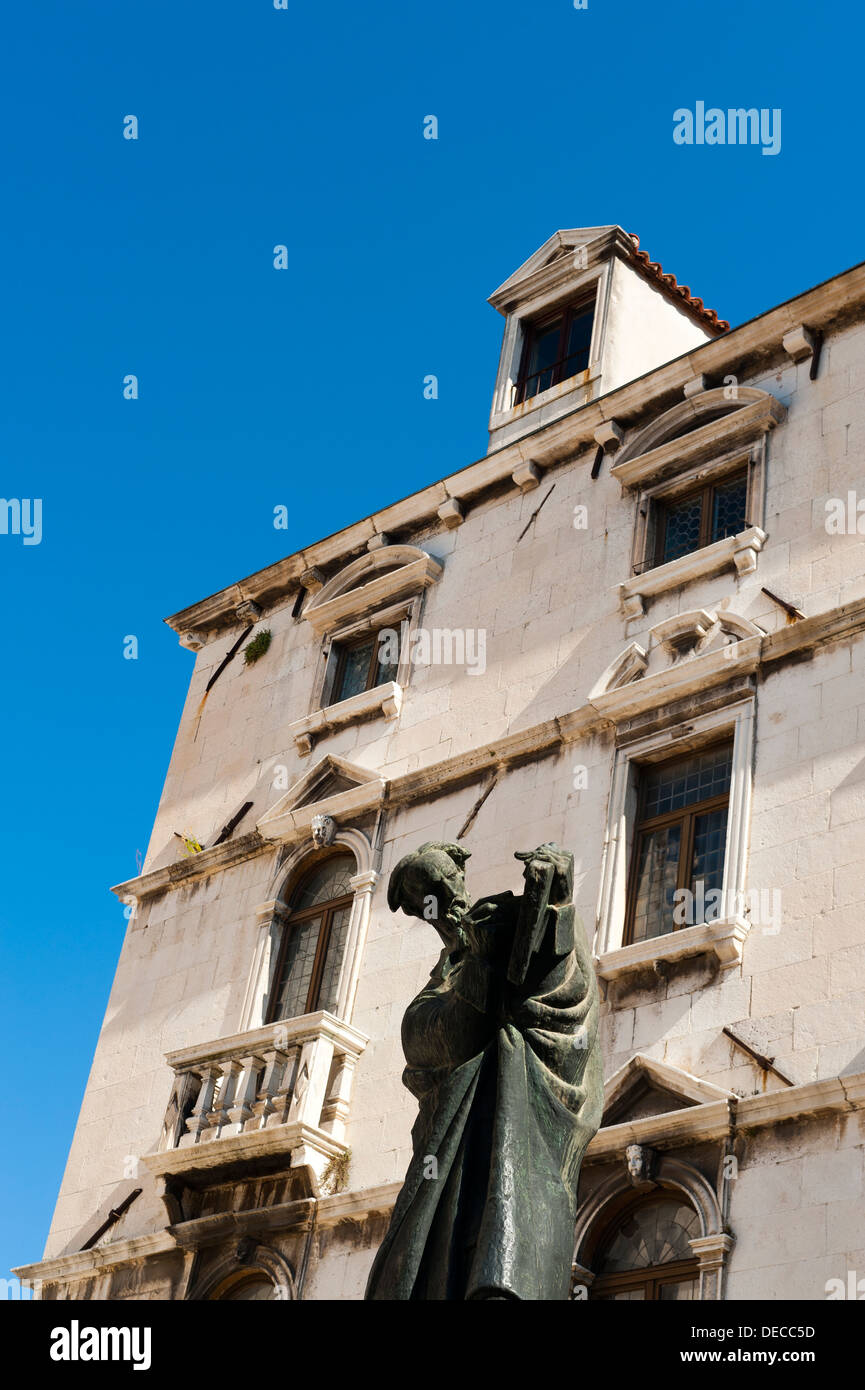 Statue of poet Marko Marulic, Vocni trg (Fruit square), Split, region ...