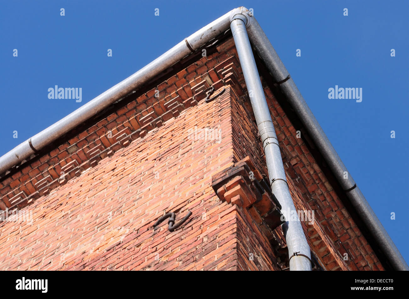 Rain house pipe hi-res stock photography and images - Alamy