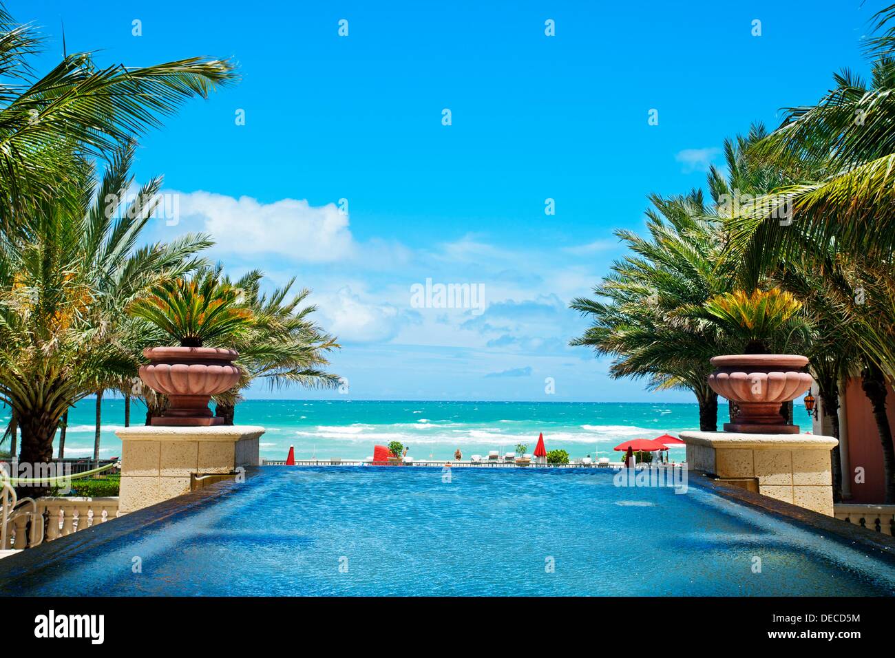 Miami beach pool hi-res stock photography and images - Alamy