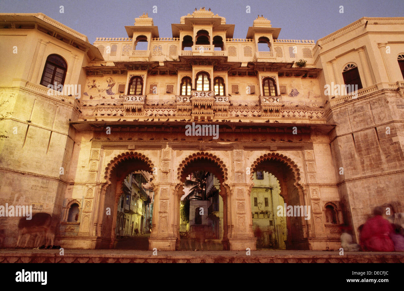 Triple gate hi-res stock photography and images - Alamy