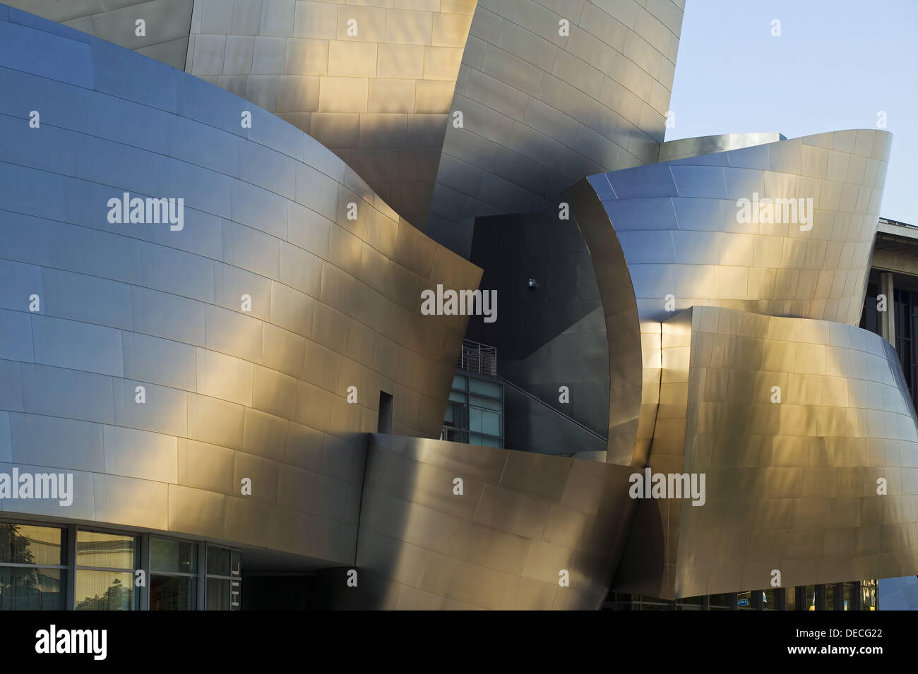 Frank o gehry walt disney concert hall hi-res stock photography and ...