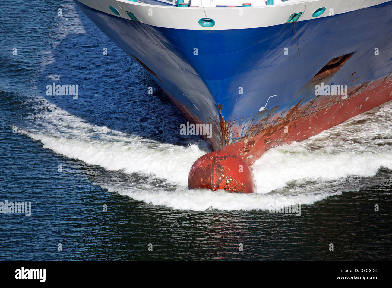 Bow Wave Ship High Resolution Stock Photography and Images - Alamy