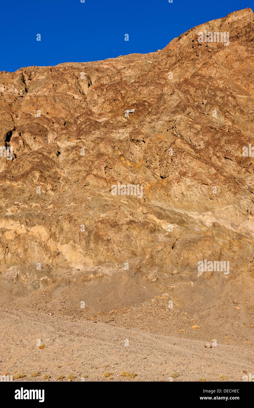 Below sea level sign hi-res stock photography and images - Alamy