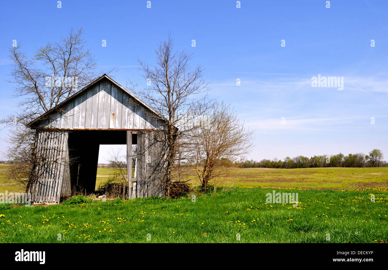 Barn tipping background Stock Photo - Alamy