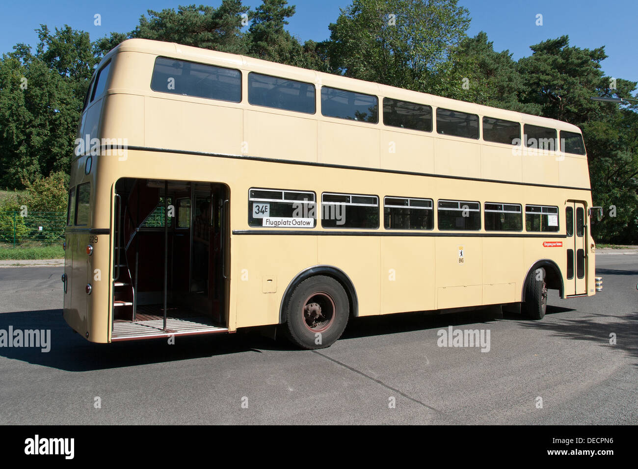 Bus 60s 1960s Stock Photos & Bus 60s 1960s Stock Images - Alamy