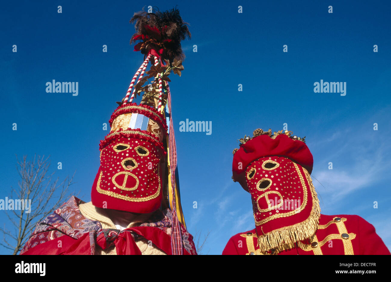 Carnival and masks hi-res stock photography and images - Alamy