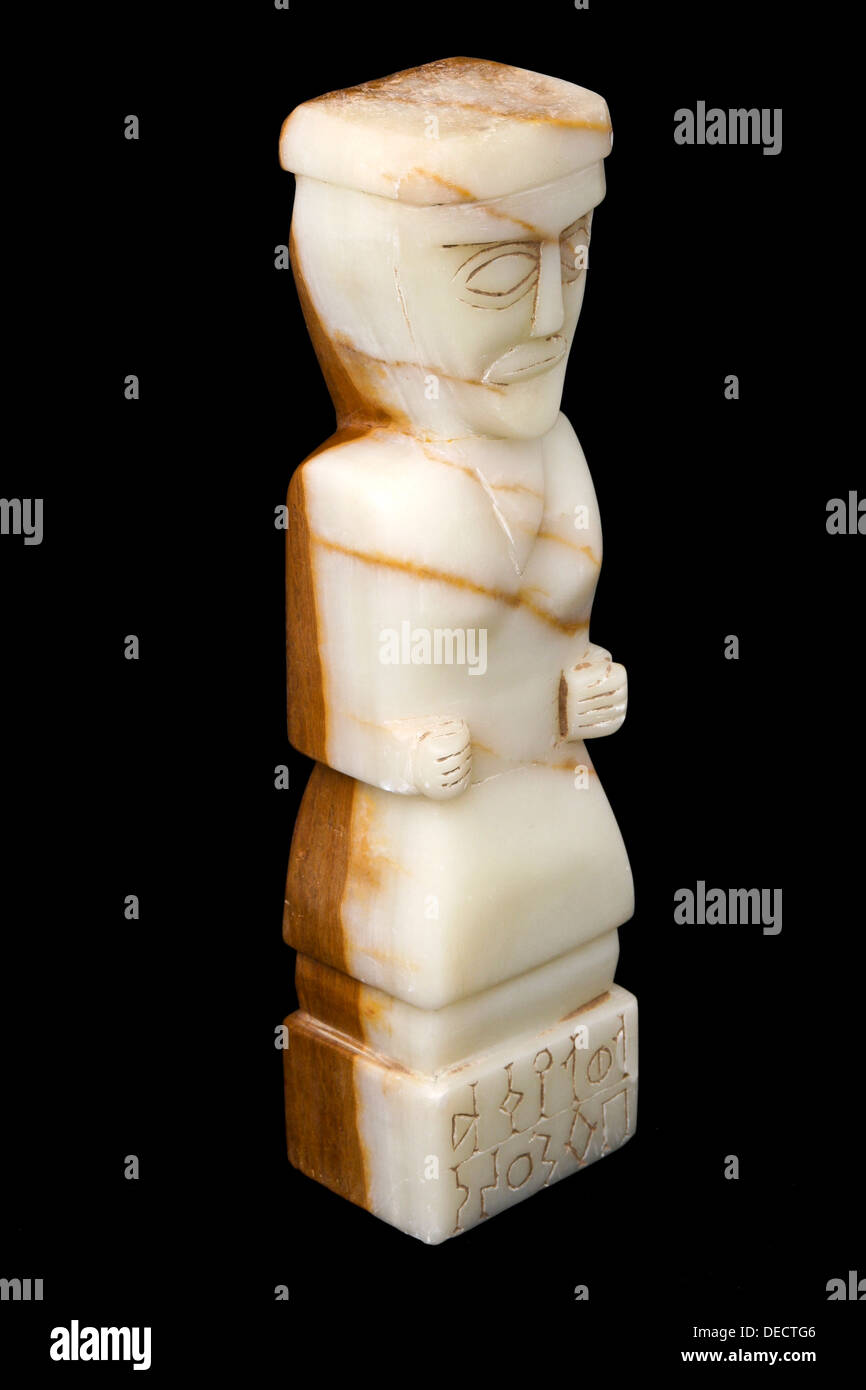 Ancient carved statue excavated in Yemen Stock Photo - Alamy