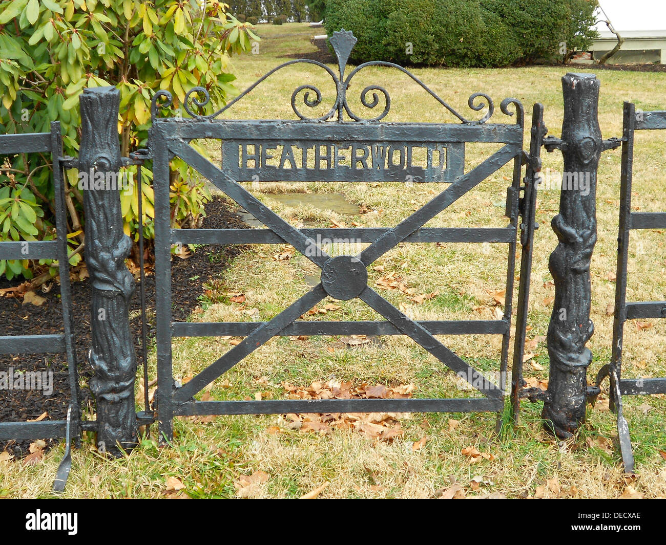 Cast the empire hi-res stock photography and images - Alamy