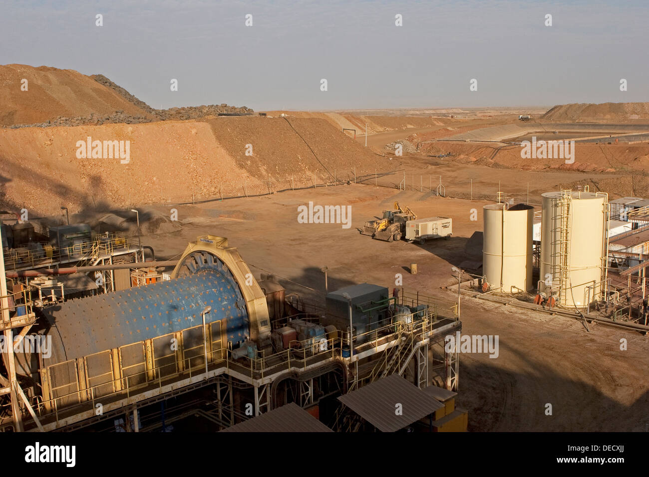 Carbon in leach plant hi-res stock photography and images - Alamy