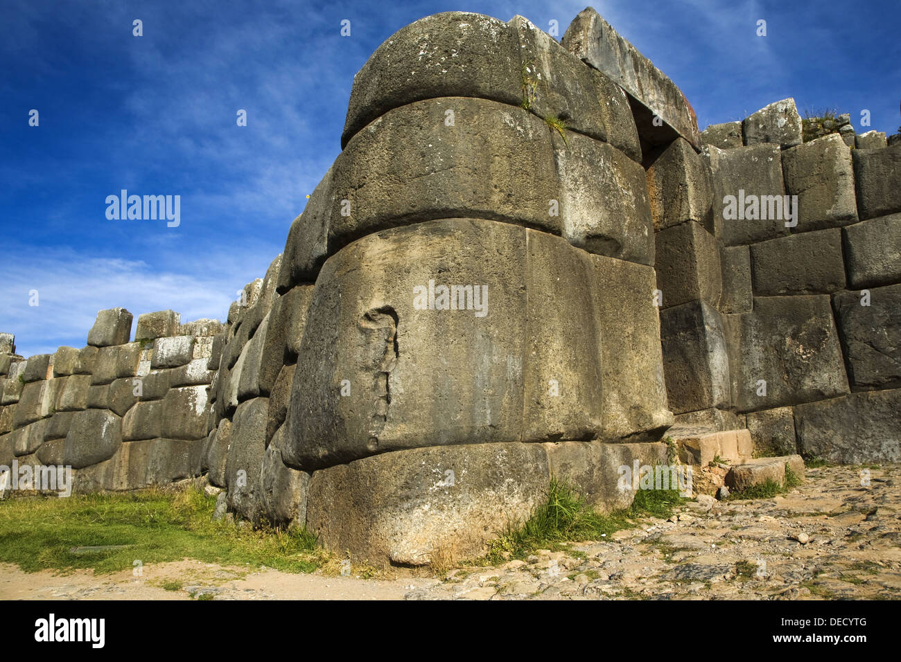 Sacsayhuaman complex hi-res stock photography and images - Alamy