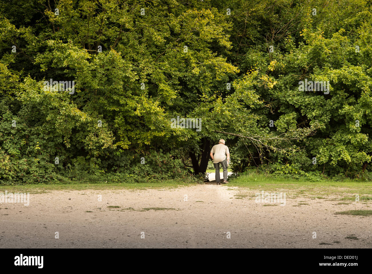 Narrow bend hi-res stock photography and images - Alamy