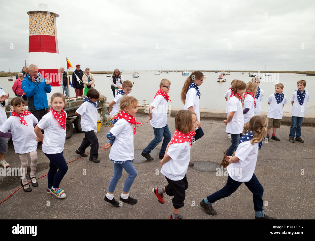 Village dance group hi-res stock photography and images - Alamy