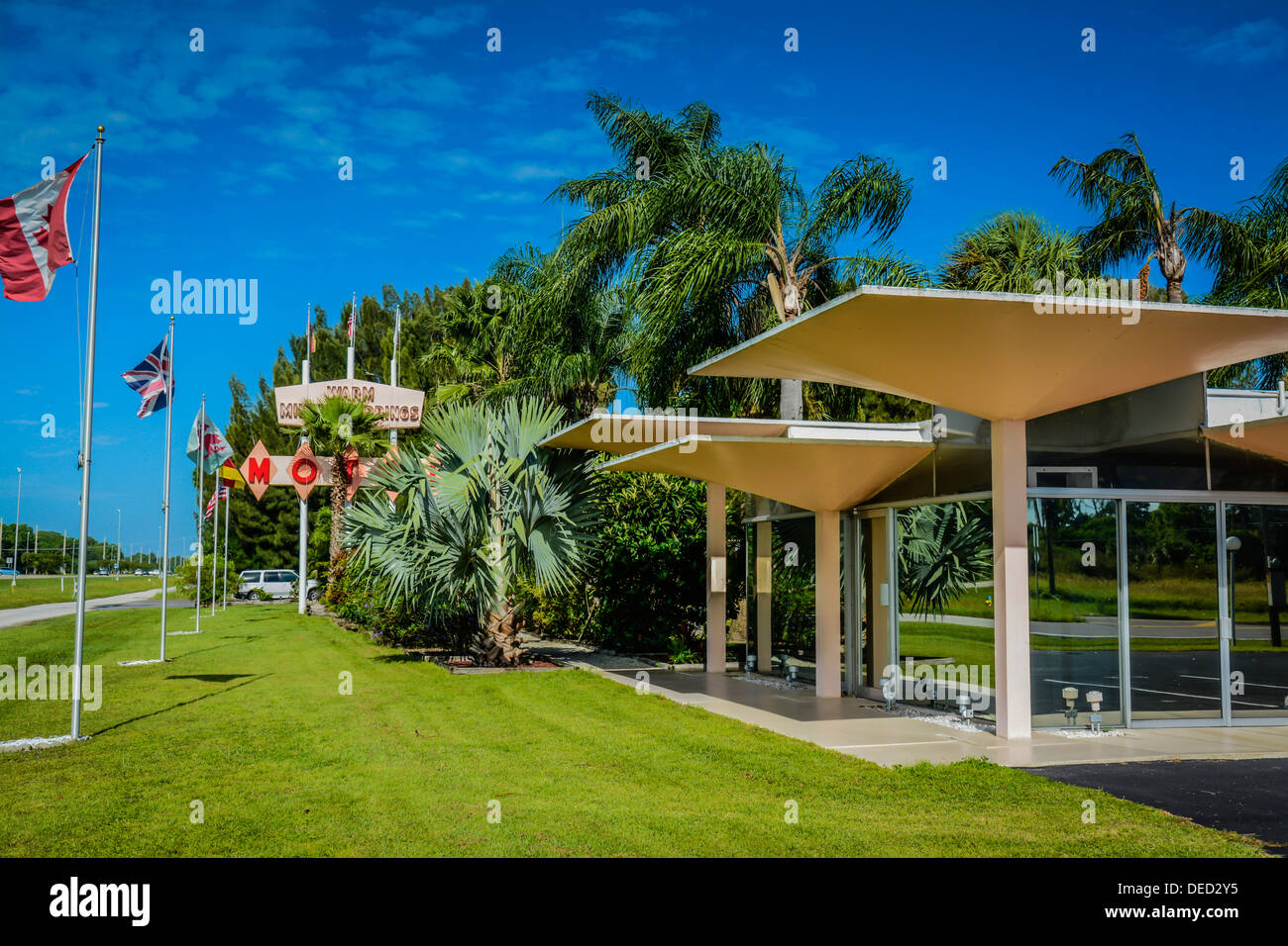 1950s motor court motel hi-res stock photography and images - Alamy